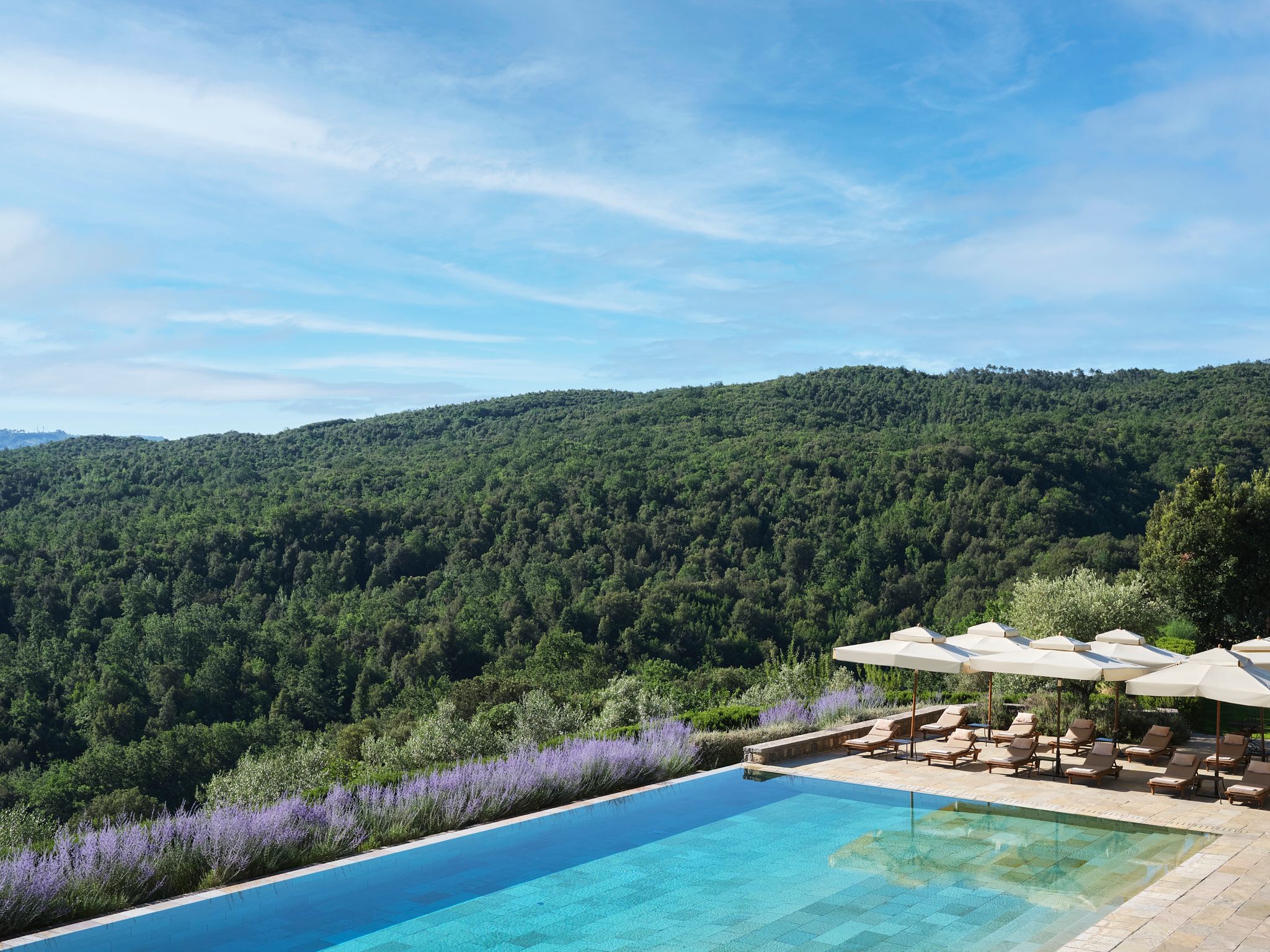 Infinity Pool Tuscany | Rosewood Castiglion del Bosco