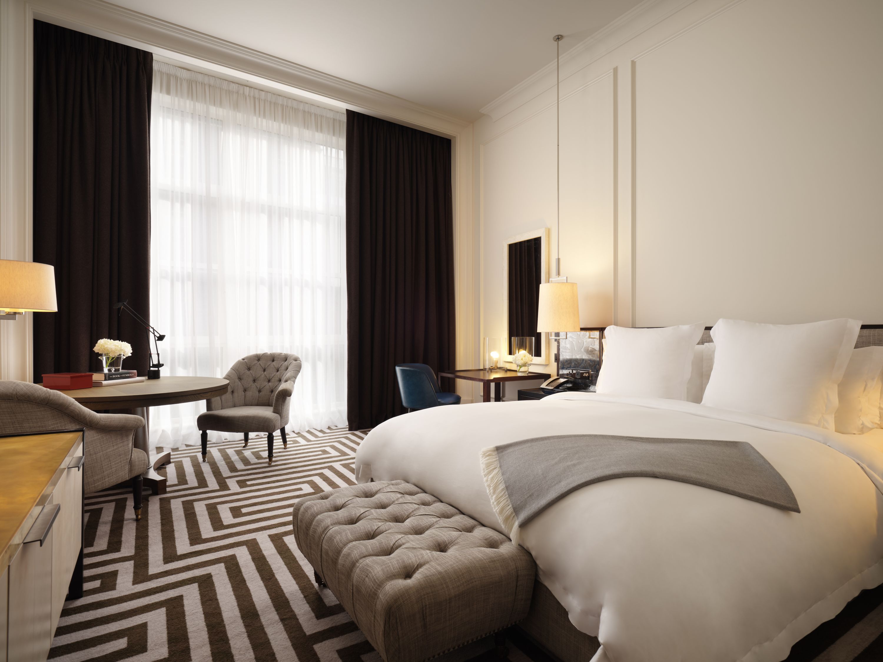 Luxury Grand Premier Room | Rosewood London