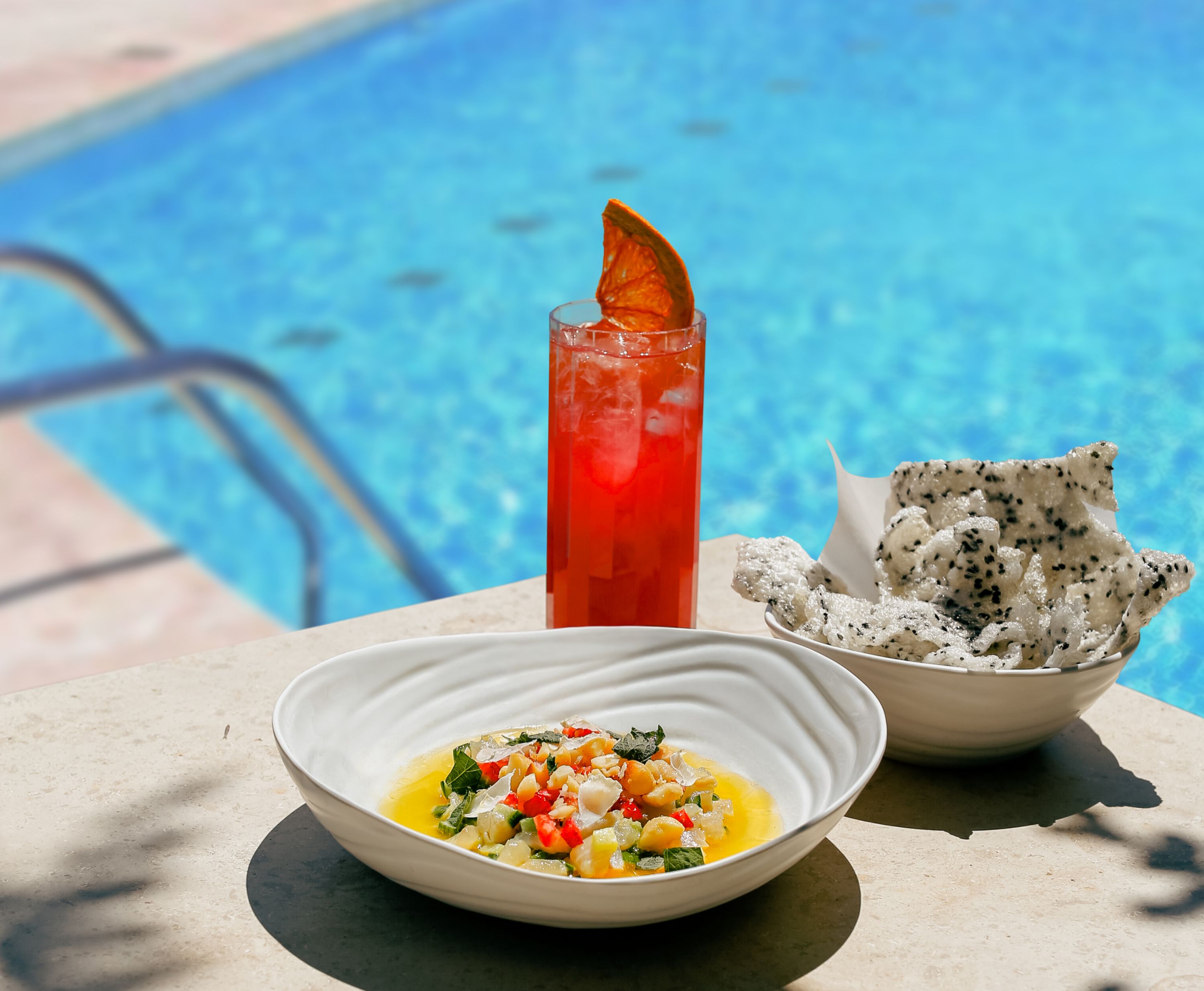 Poolside Dining | Rosewood Sand Hill