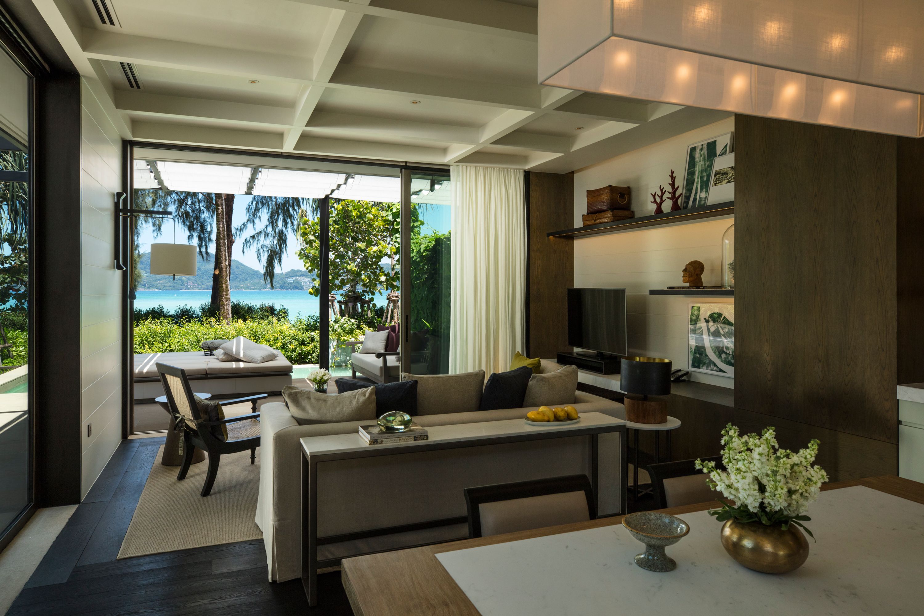 Mobile Exclusive | Luxury Hotel Offers | Rosewood Phuket