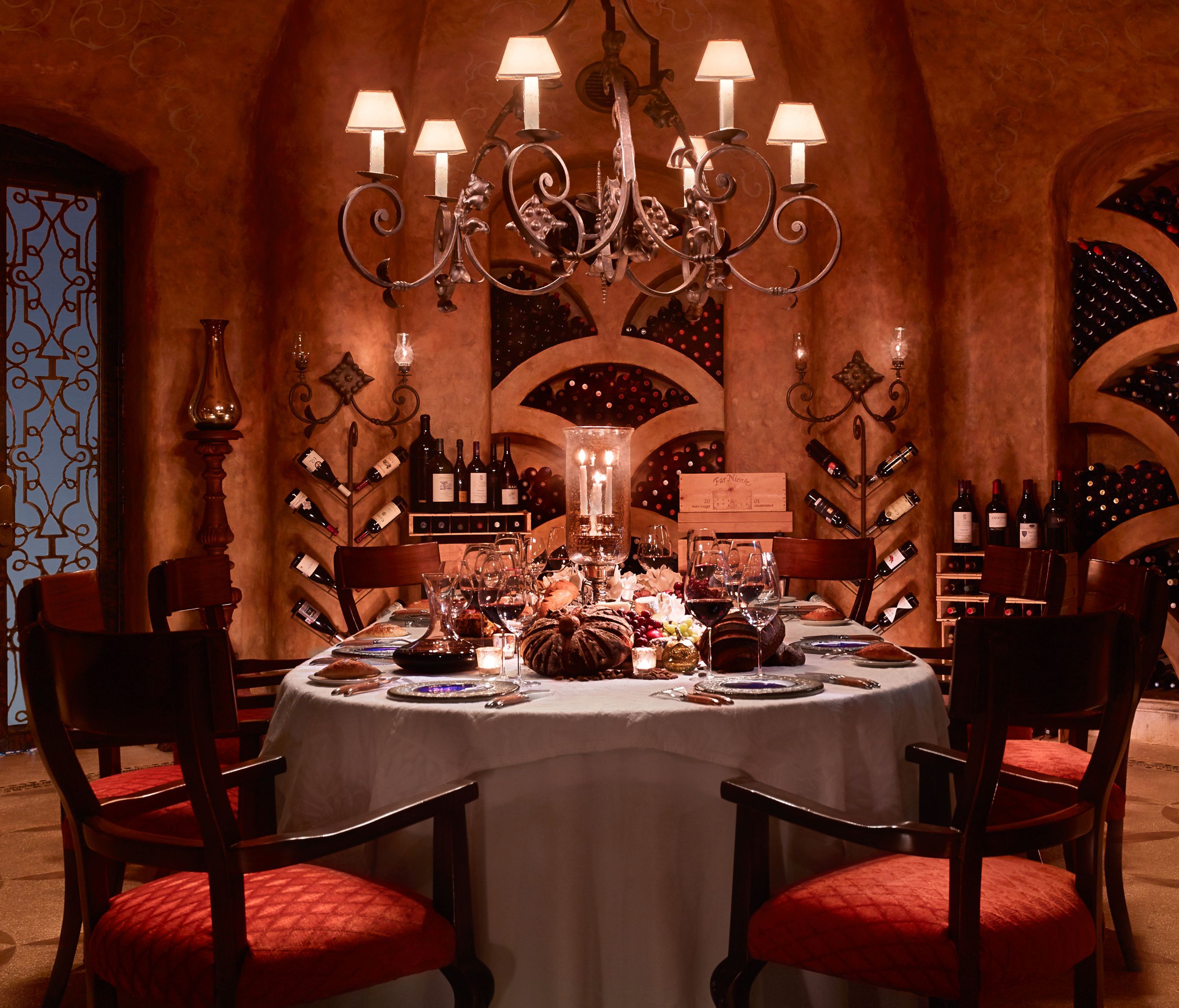 La Cava Restaurant & Wine Cellar | Fine Dining in Los Cabos