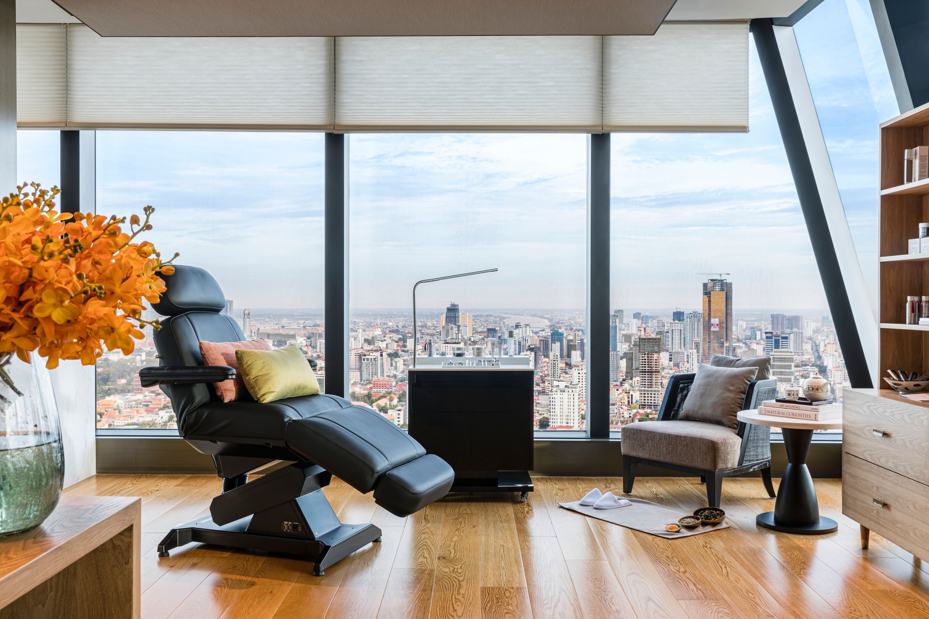 Nail Salon Phnom Penh | Pedi:Mani:Cure Studios | Rosewood